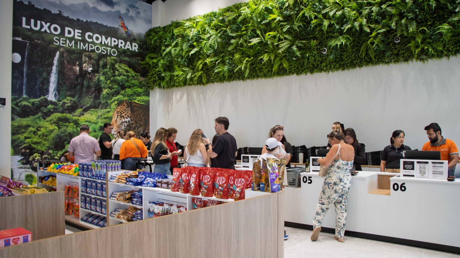 Luryx: Maior Duty Free de Foz do Iguaçu começa operar no Complexo ...